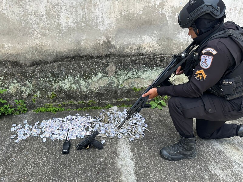 Dois São Presos Em Ação Policial No Jardim Catarina O São Gonçalo
