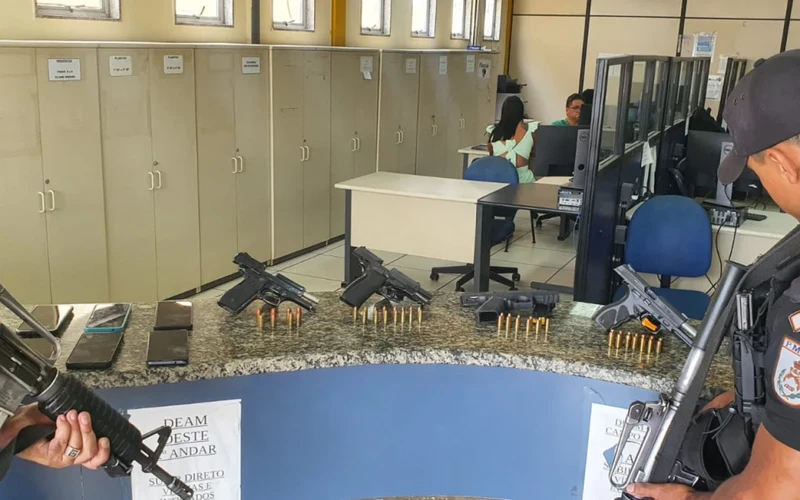 Homens Acusados De Integrar Milícia São Presos Na Zona Oeste O São
