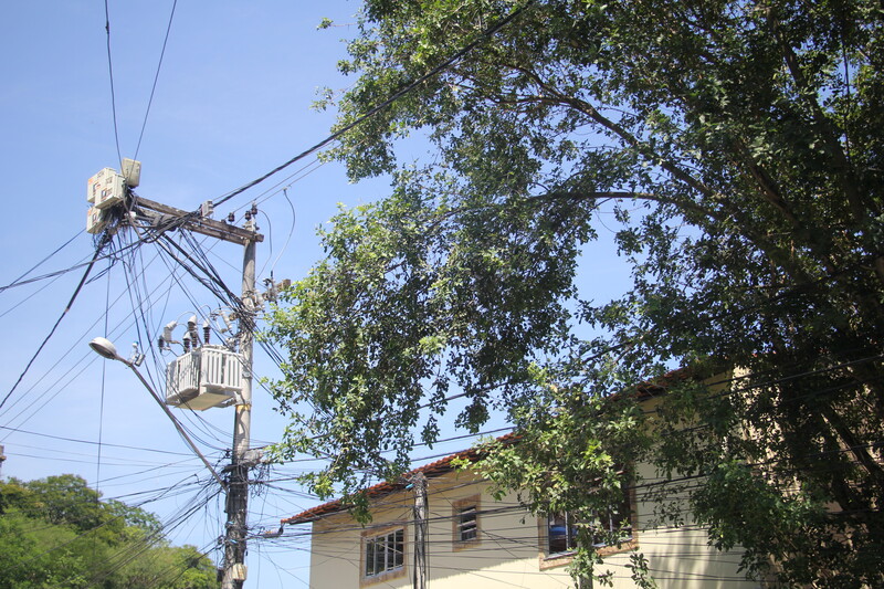 Moradores da Parada 40 e da Covanca estão há mais de 80 horas sem luz ...