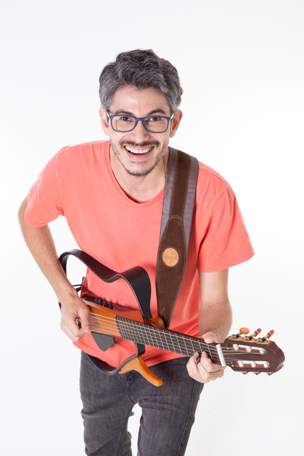 Ralphen Rocca fará 7 shows gratuitos, pelo Rio, com canções que ...