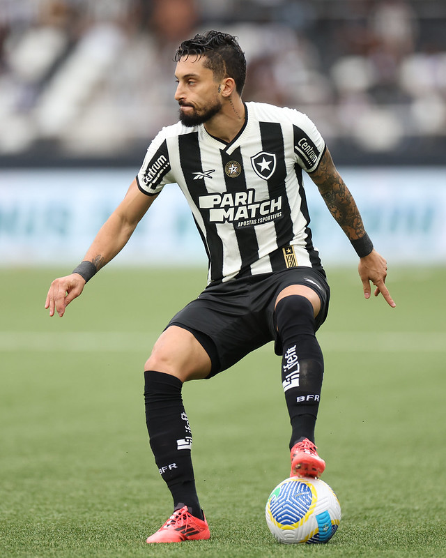 Alex Telles, do Botafogo, e Dodô, da Fiorentina são convocados para a ...