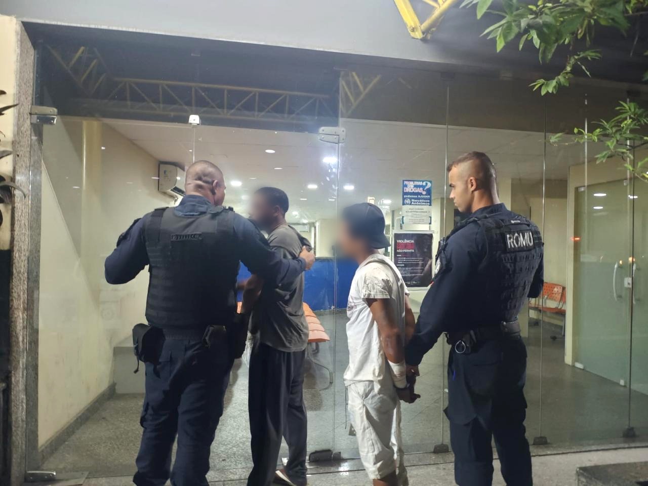 De novo? Dupla é presa por tentar furtar cabos em São Gonçalo | Portal ...