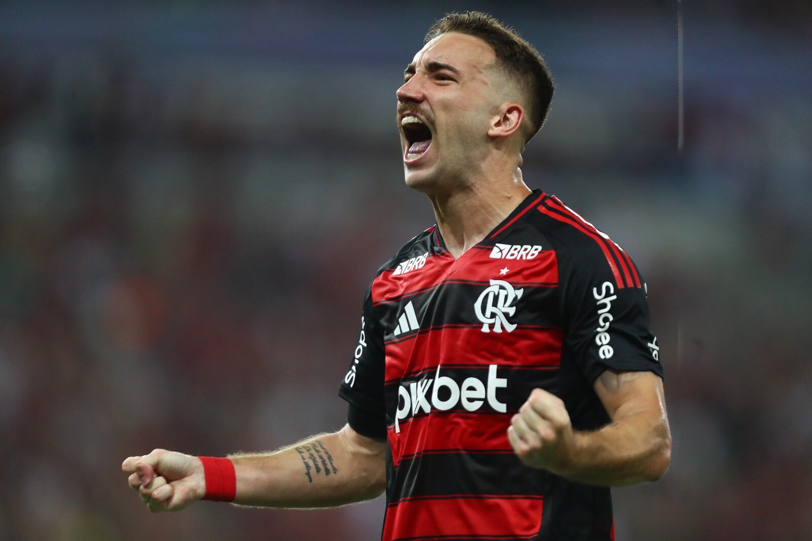 Flamengo vence o Botafogo em jogo atrasado e vira líder do Carioca ... Flamengo vence o Botafogo em jogo atrasado e vira líder do Carioca ...