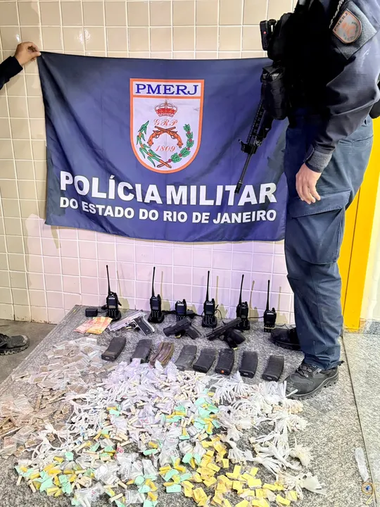 Cinco homens ligados ao CV são presos após troca de tiros com a PM em ...