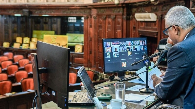 Alerj aprova acúmulo de cargos remunerados para pedagogos | Portal O ...