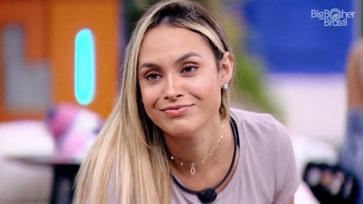 ‘BBB 21’: Sarah declara apoio a Bolsonaro e internautas pedem a sua ...