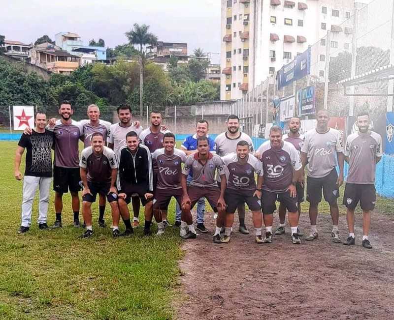 Projeto arrecada dinheiro para ajudar profissionais do Canto do Rio que ...